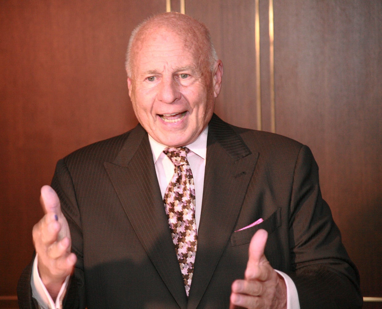 Law Firm Of Disgraced Attorney Thomas Girardi Goes To Auction - CBS Los ...