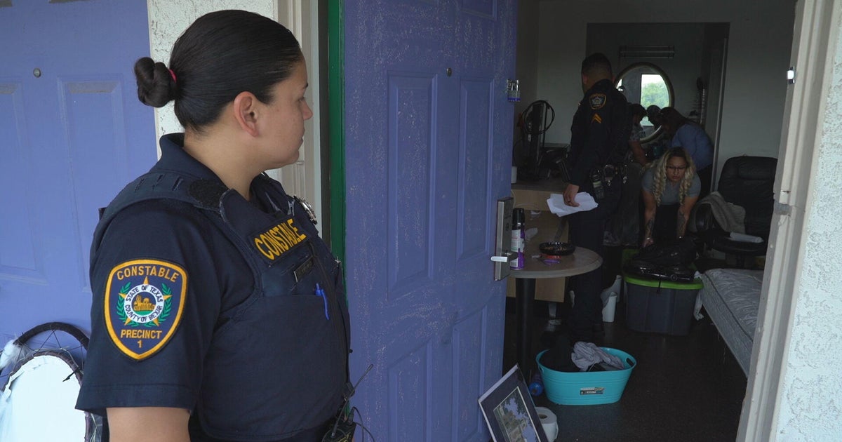 Evictions put strain on tenants and law enforcement: "I just want to ...