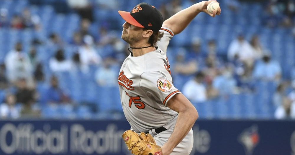 Guerrero Hits 2 HRs, Ray fans 10 As Blue Jays Beat O's 7-3 - CBS Baltimore