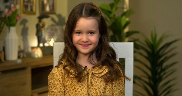 8-year-old student Molly Wright delivers TED Talk on how peekaboo can ...