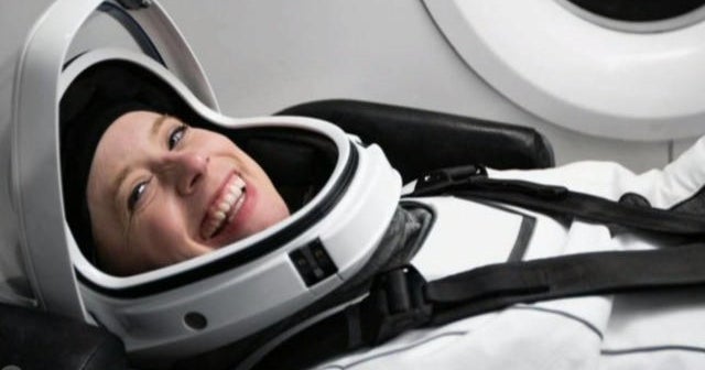 Hayley Arceneaux to make history with SpaceX flight - CBS News