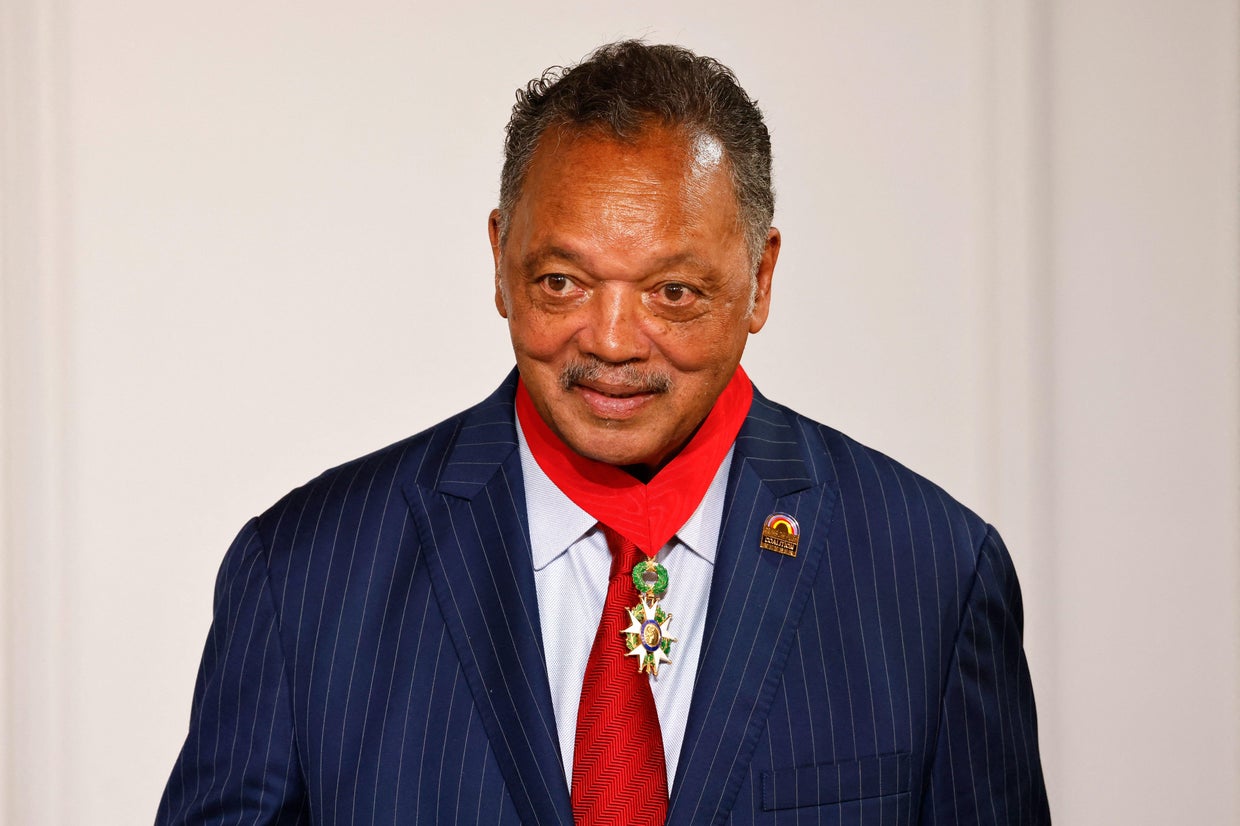 Reverend Jesse Jackson leaves rehab hospital after being treated for ...