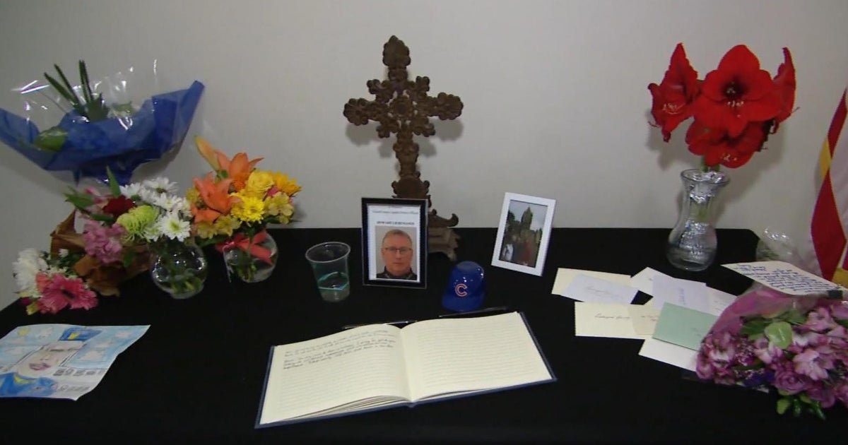 New FBI effort aims to shine a light on police suicides - CBS News