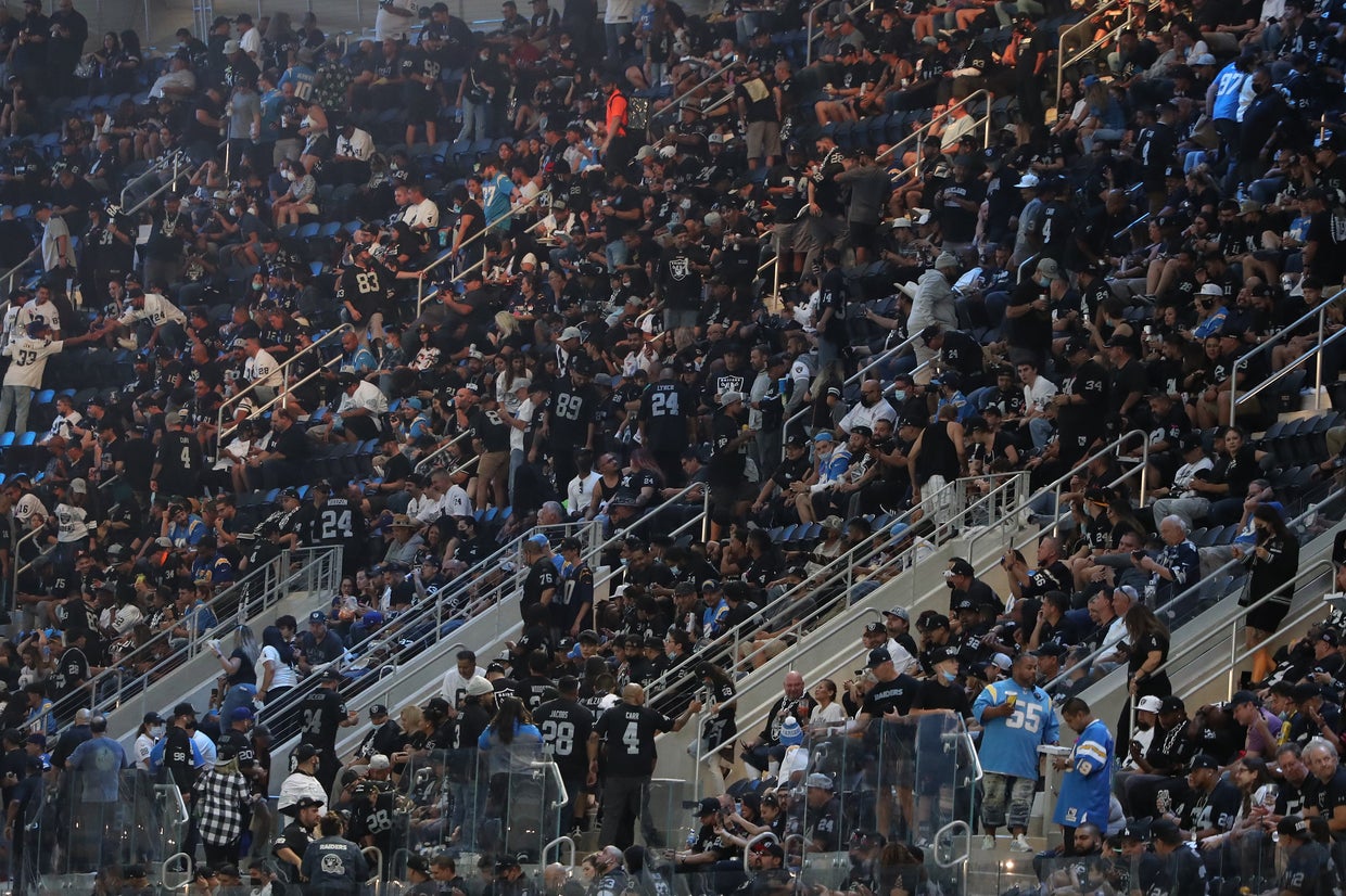 Real-Life Bolts: Lightning Delays Start Of Chargers-Raiders At SoFi ...