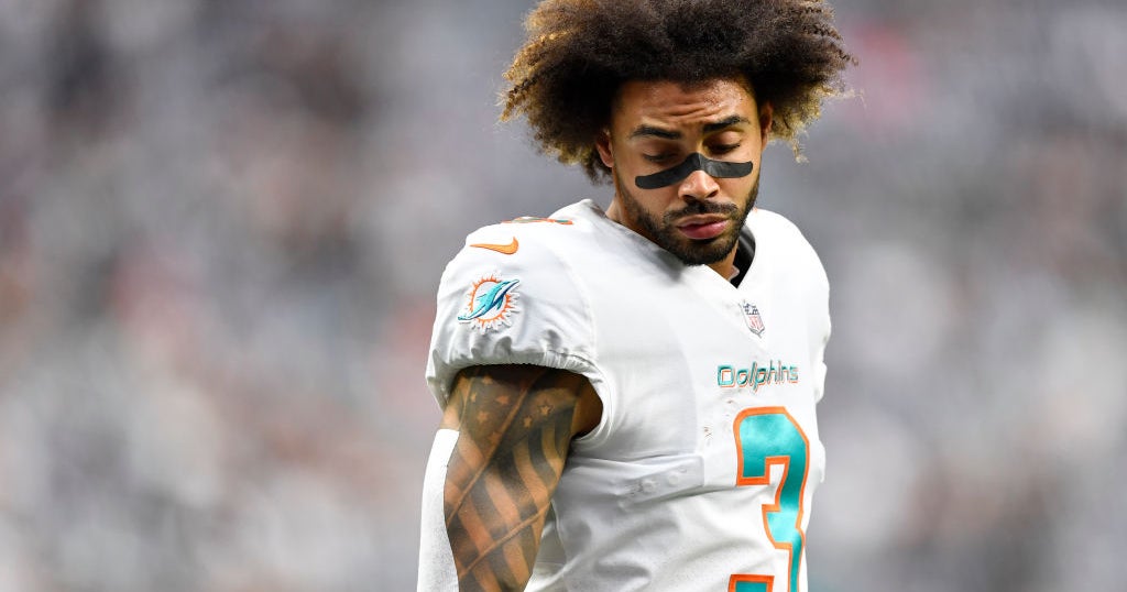 Miami Dolphins Place WR Will Fuller On Injured Reserve - CBS Miami