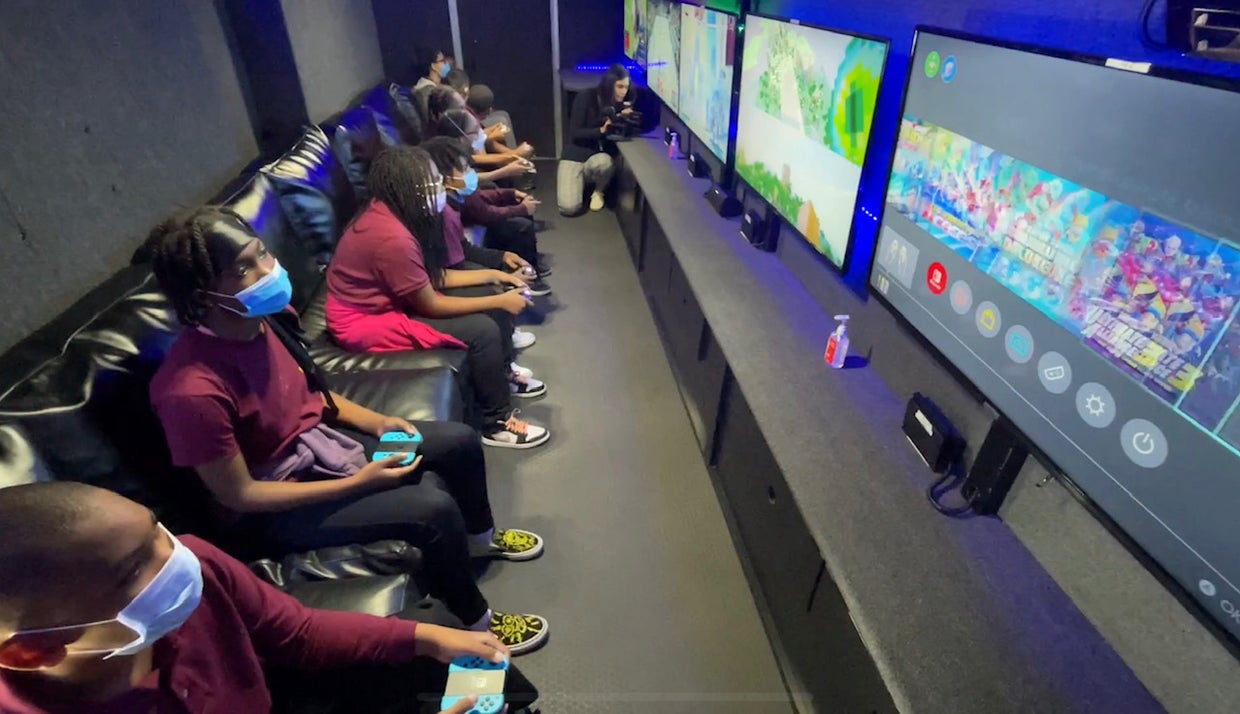 NYPD Game Truck Brings Officers, Kids Together Through Love Of Video ...