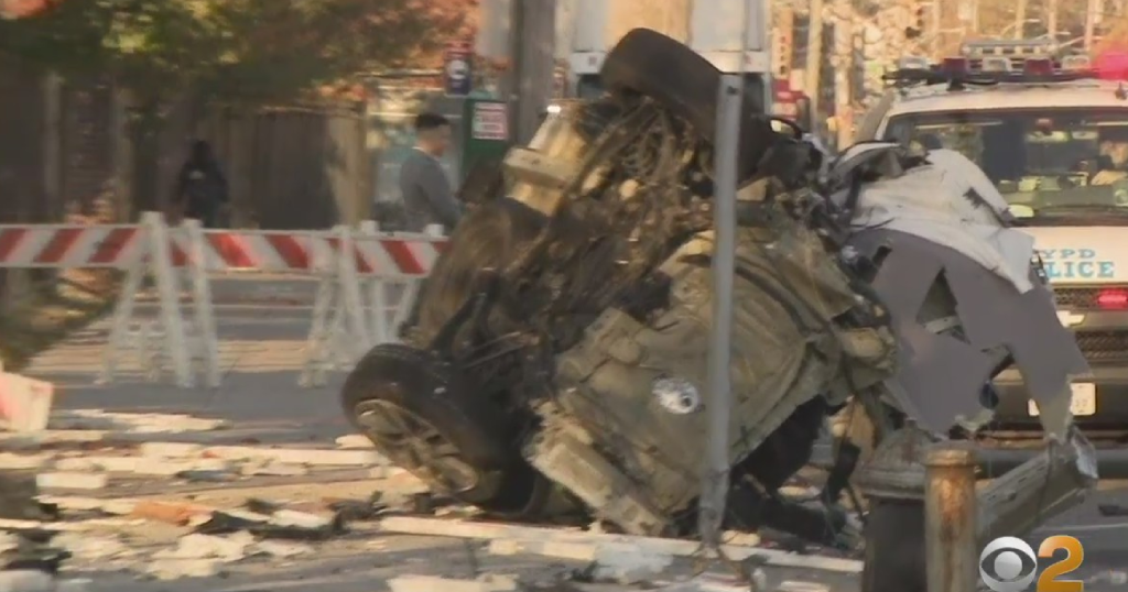Driver Critically Hurt In South Ozone Park Crash - CBS New York