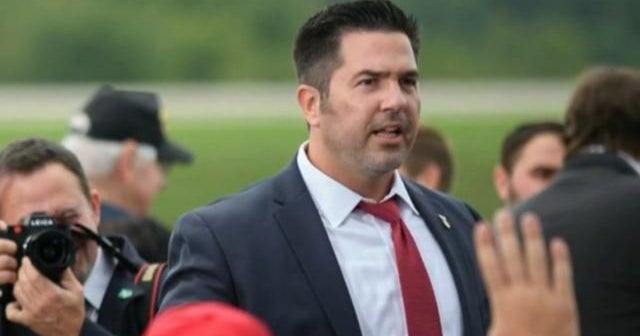 Abuse allegations against Sean Parnell could sink Senate campaign - CBS ...