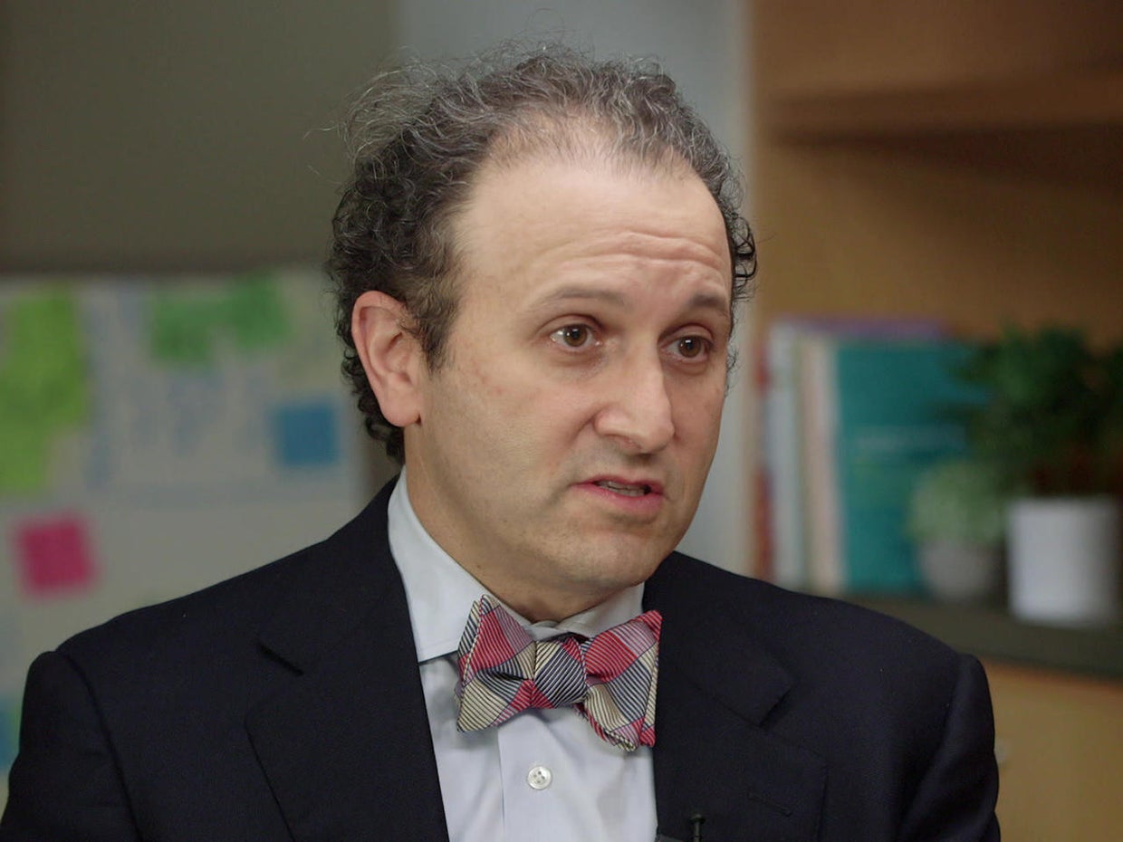 Hopes and concerns over a new Alzheimer's drug - CBS News