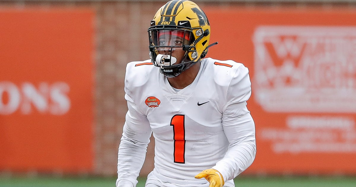 Patriots Activate Rookie Safety Joshuah Bledsoe To 53-Man Roster - CBS ...