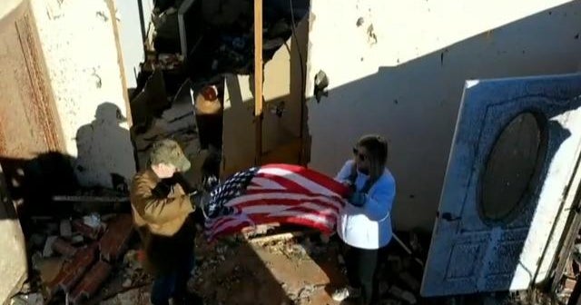 Flags emerge as symbols of hope in Kentucky - CBS News