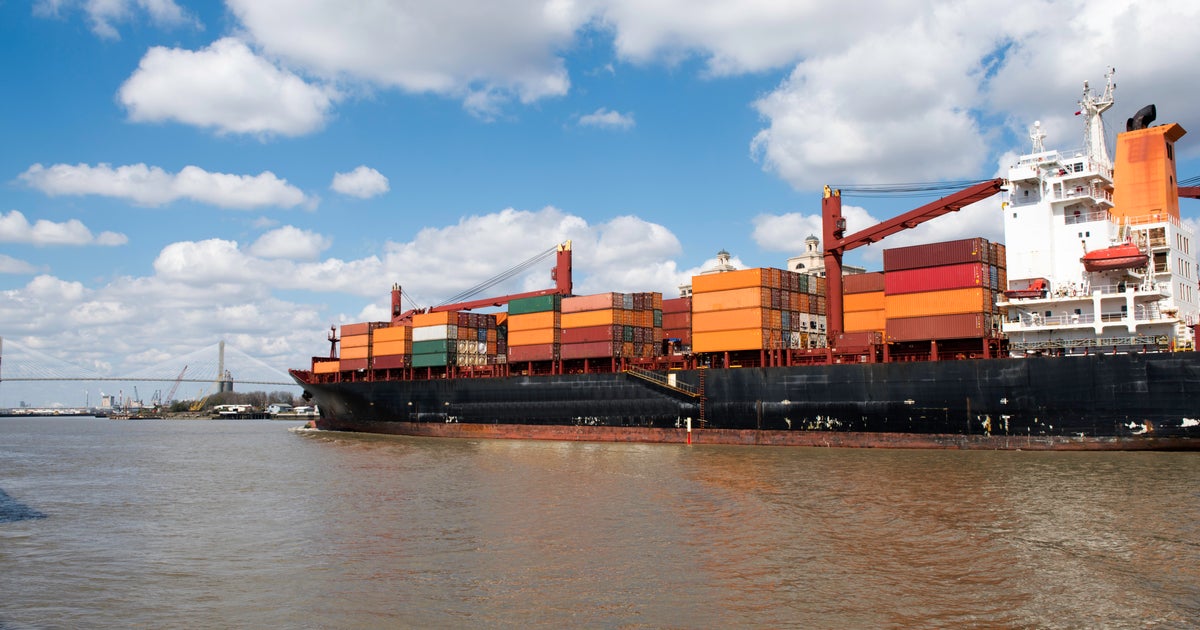 Georgia port uses pop-up concept to alleviate supply chain issues - CBS ...