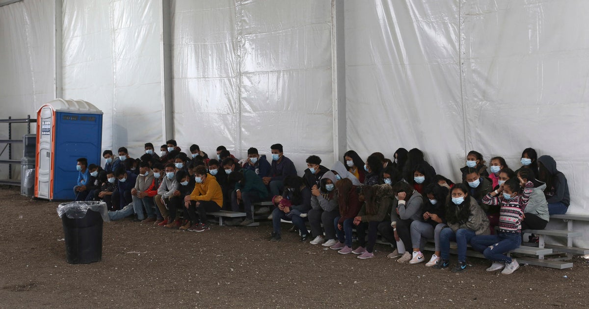 U.S. shelters received a record 122,000 unaccompanied migrant children ...