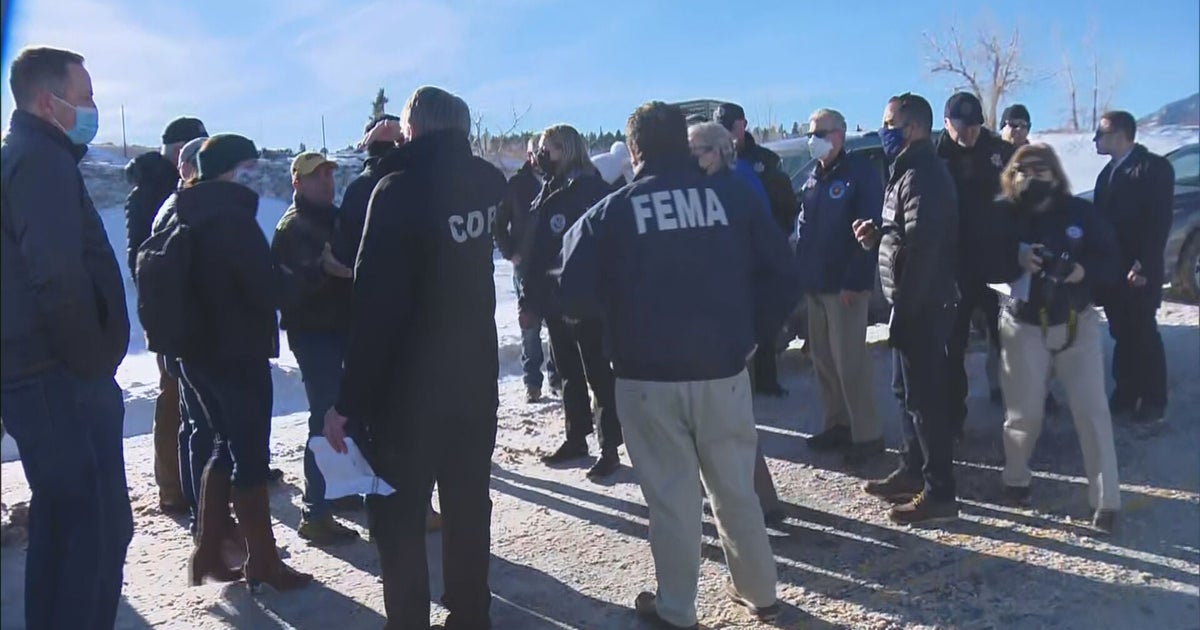 FEMA Head Returns To Colorado, Tours Boulder County Fire Damage - CBS ...