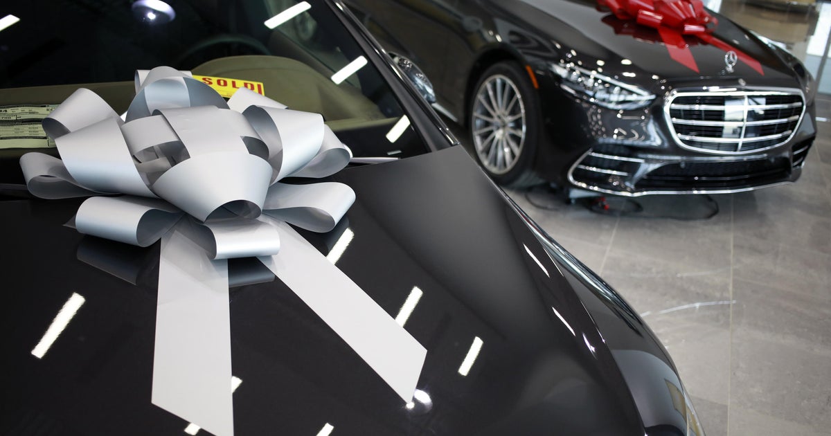 Inflation jumped 7% last year, biggest gain since 1982 - CBS News