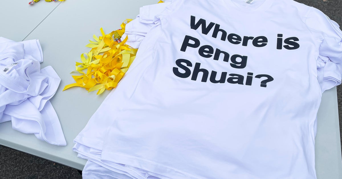 Peng Shuai meets with IOC president, denies sexual assault allegation ...