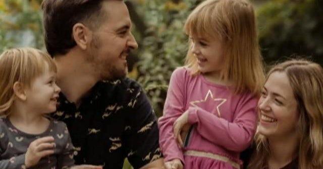 Child Care Crisis Keeping Women Out Of Workforce Cbs News