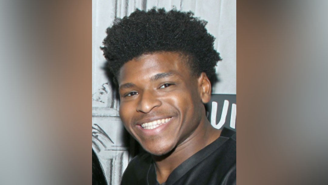 Former 'Cheer' Star Jerry Harris Pleads Guilty To Receiving Child ...