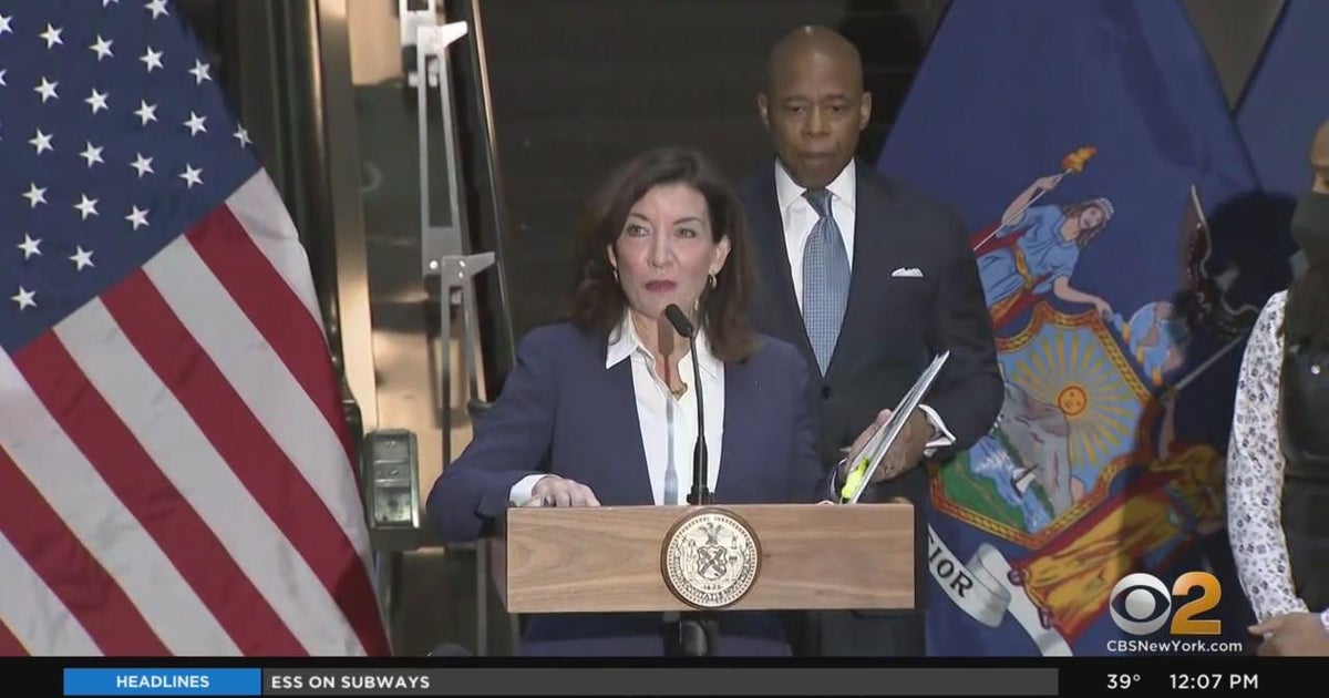 Adams, Hochul, lay out plans to address mental health crisis ...