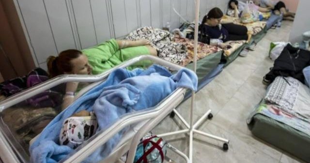 Ukrainian hospitals double as bomb shelters as doctors treat those ...