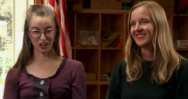 Young students offer pep talks on free hotline - CBS News