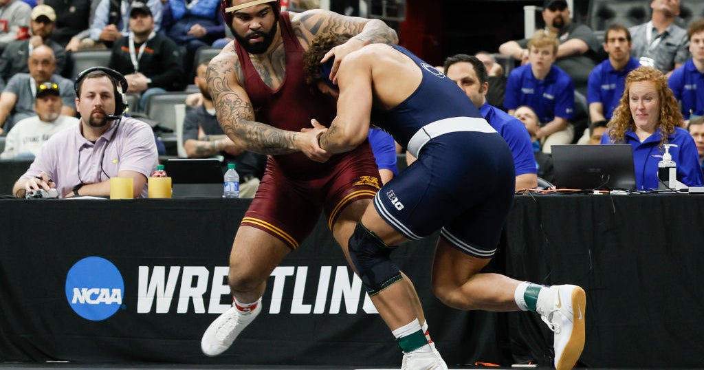 Minnesota's Gable Steveson Wins In 8-3 Decision Over Penn State's Greg ...
