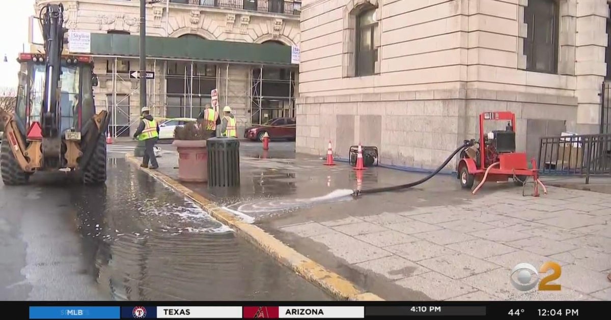 Broken pipe floods Paterson City Hall - CBS New York