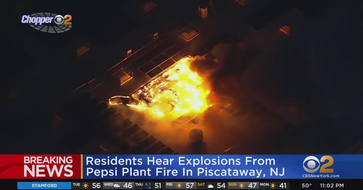 Large fire breaks out at Pepsi plant in Piscataway - CBS New York