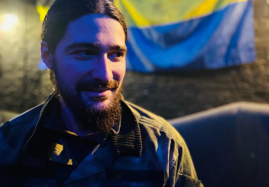 An American helping Ukraine fight off Russia's invaders tells CBS News why he's there, and what ...