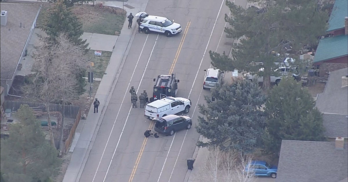 Jesus Magallan Arrested After Hours-Long Standoff In Longmont - CBS ...