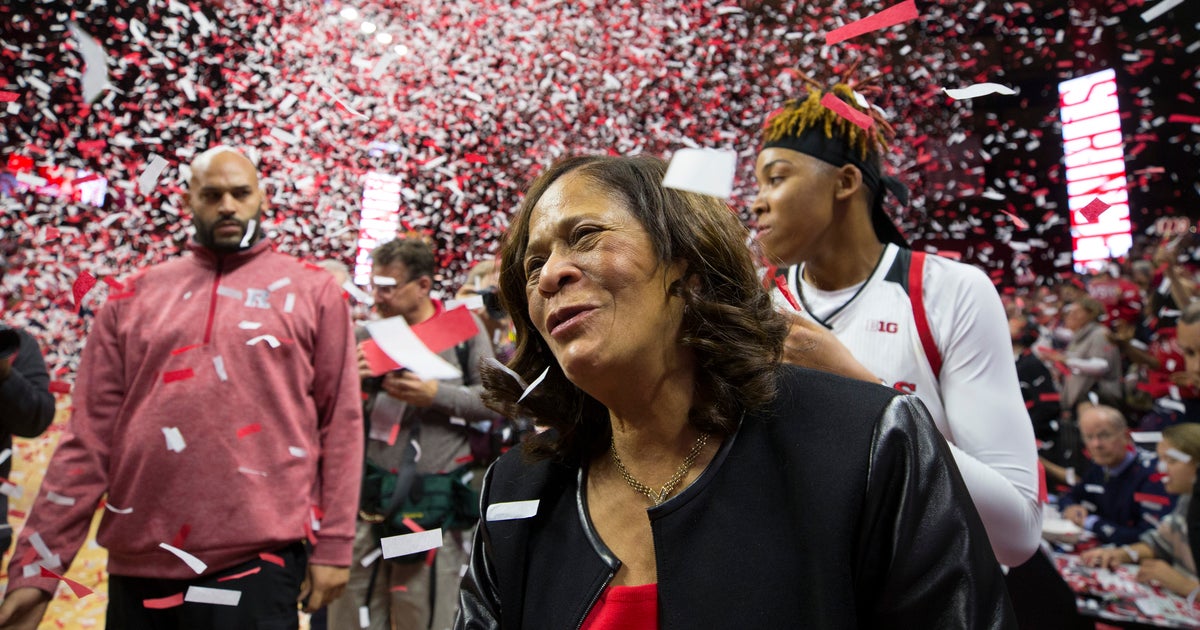 Hall Of Fame Coach C. Vivian Stringer Retires After 50 Years - CBS ...