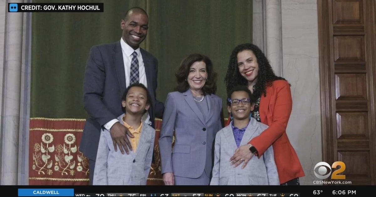 Who is Antonio Delgado, New York's new lieutenant governor? - CBS New York