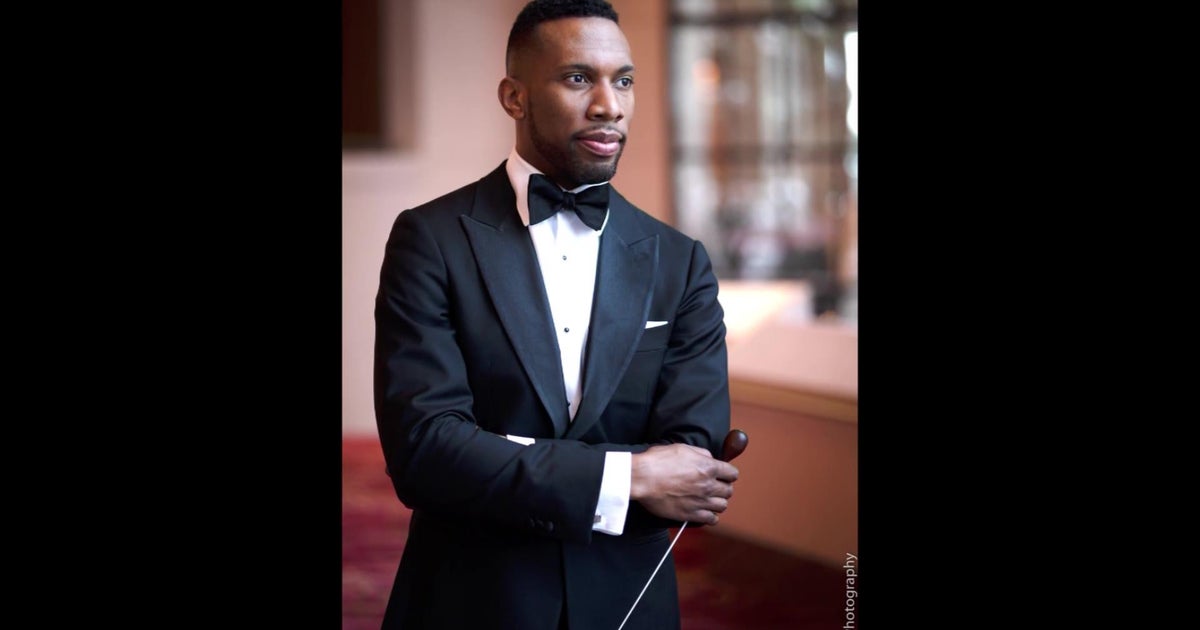 Maestro Roderick Cox conducts SF Opera's drive-in performance of 'The ...