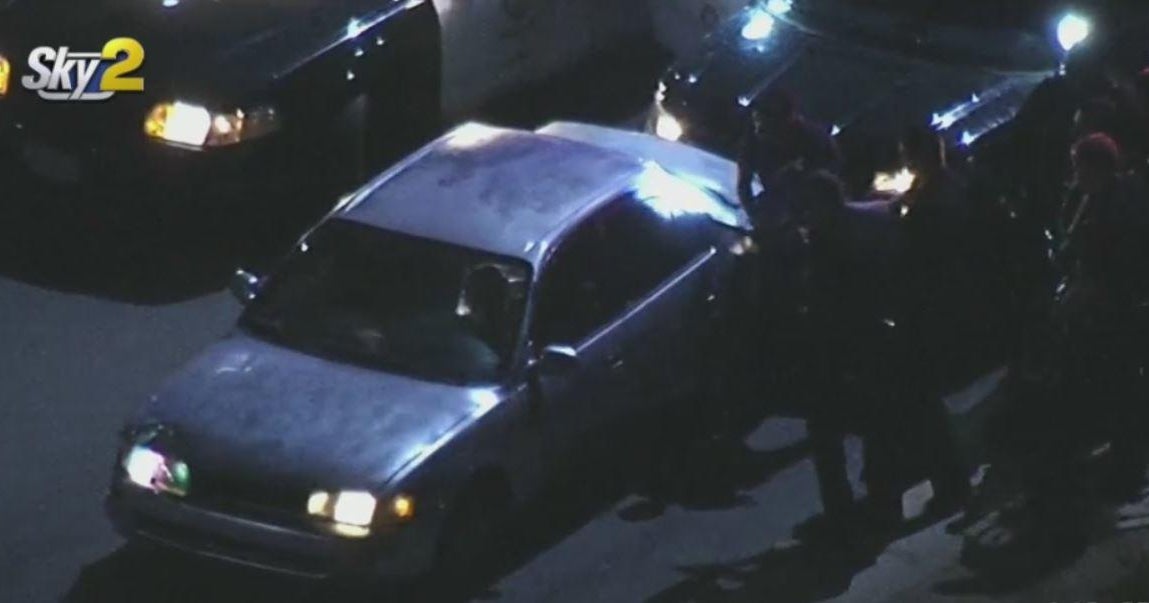 Driver in stolen car slams into LAPD cruiser during Hollywood chase ...