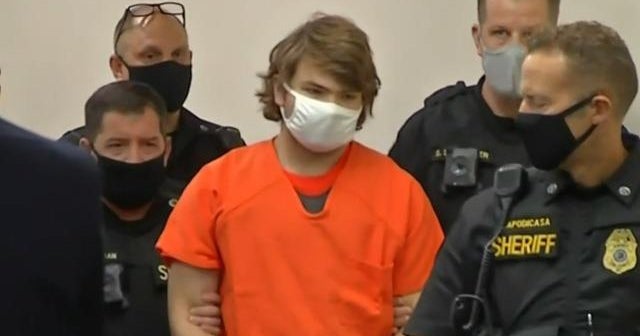 Accused Buffalo grocery store shooter indicted on murder charge - CBS News