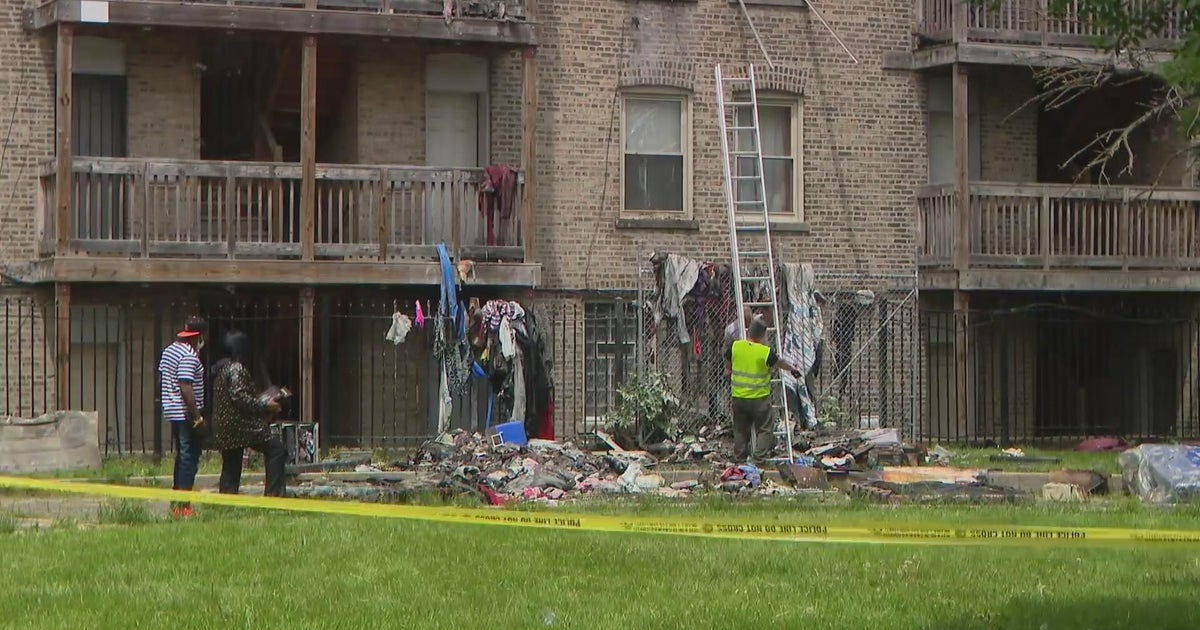 2-year-old girl dies, 11 displaced in apartment fire in Roseland - CBS ...