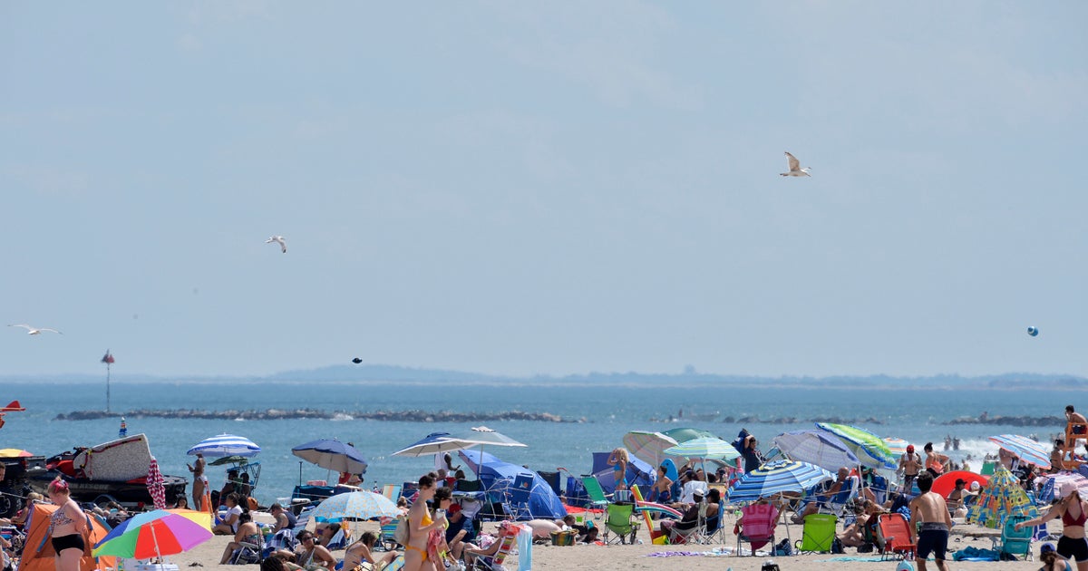 Police at Hampton Beach ready for Memorial Day weekend crowds - CBS Boston