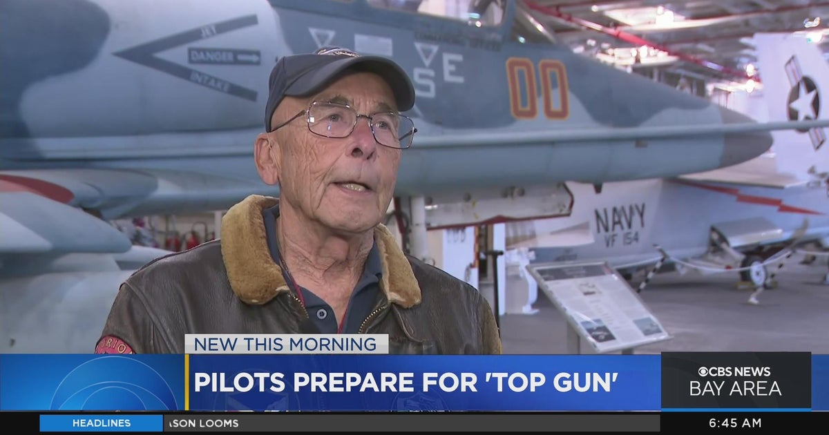 Top Guns: Former Naval aviators Lt. Allan Cartwright and Lt. Rich Keefe ...