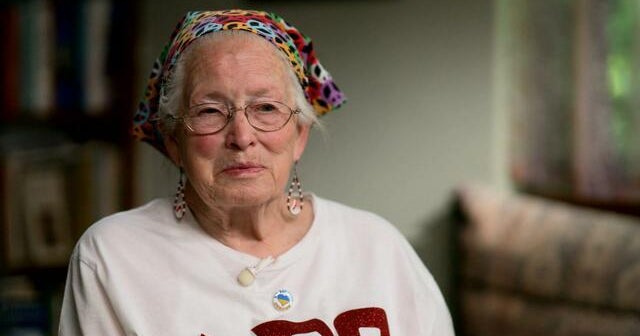 Civil rights activists remember Woolworth’s lunch counter sit in - CBS News