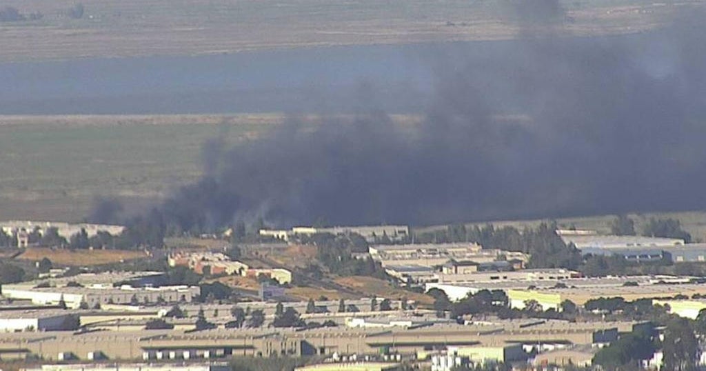 Fire crews appear to control 2-alarm vegetation fire in Benicia near I ...