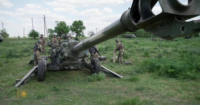 With new weapons, Ukraine goes on the offensive - CBS News