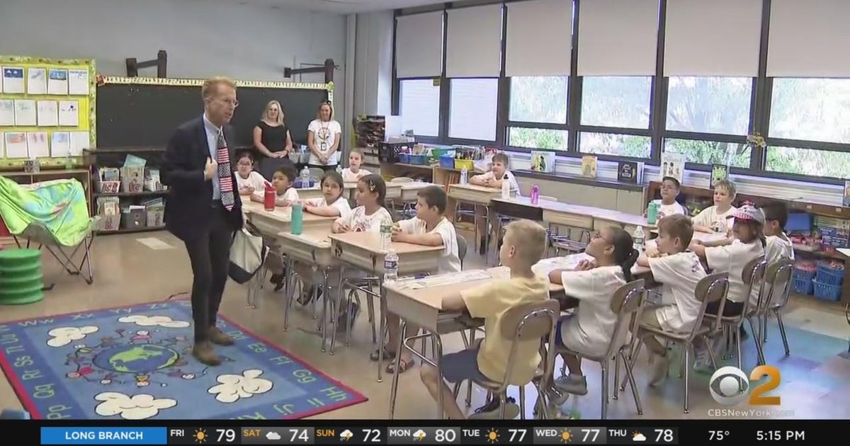 John Elliott visits classrooms as part of First Alert Weather 101 - CBS ...