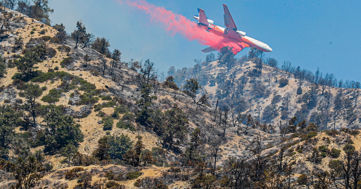 Sheep Fire evacuations lifted; Blaze 81% contained - CBS Los Angeles