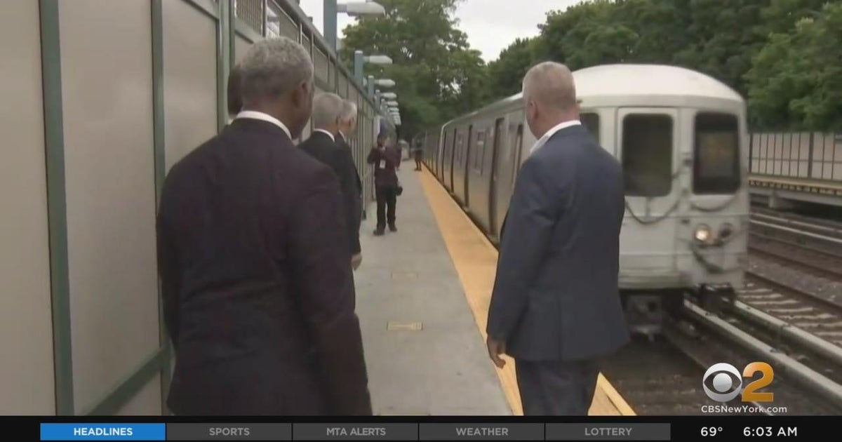 Investigation continues into deadly subway accident - CBS New York