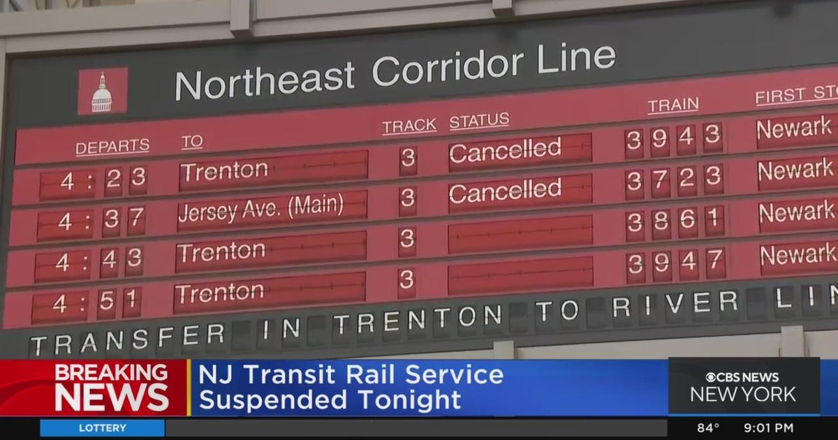 NJ Transit rail service suspension causes commuter nightmare - CBS New York