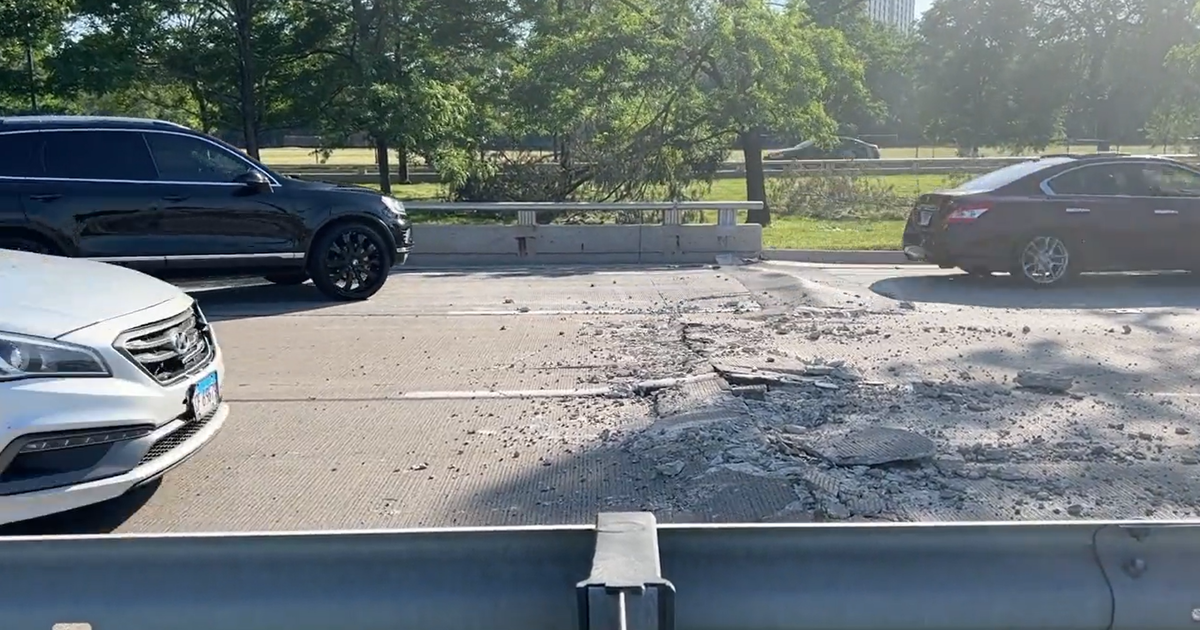 Pavement buckles on DuSable Lake Shore Drive near 47th Street; heat may ...