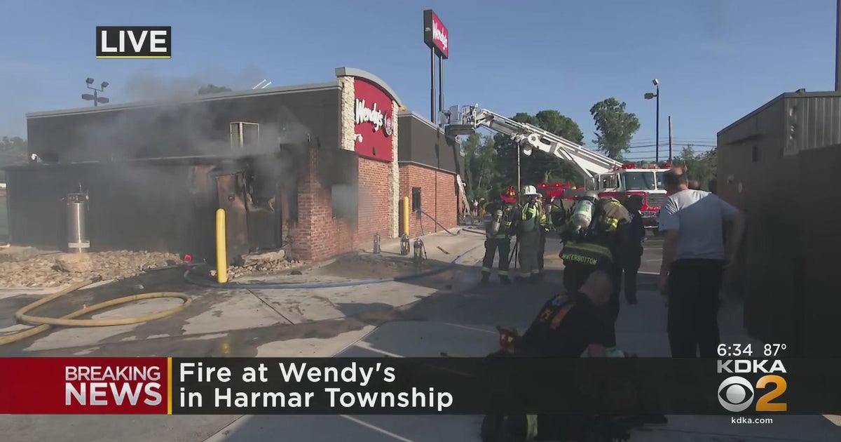 Crews fight smoke at Harmar Township Wendy's - CBS Pittsburgh