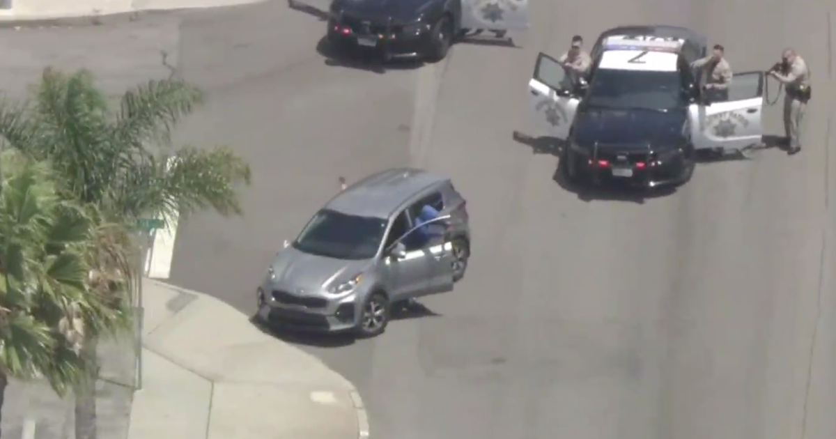 Stolen vehicle suspect arrested in Playa del Rey following high-speed ...