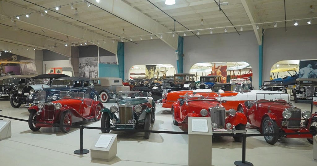 New England Living: Owls Head Transportation Museum - CBS Boston