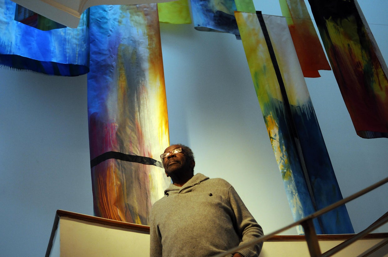 Sam Gilliam, groundbreaking abstract artist, dies at 88 - CBS News